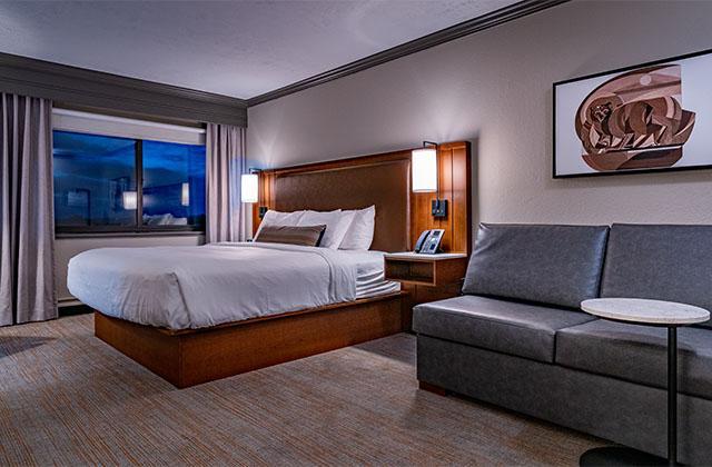Resort Accommodations in Northern Michigan | Grand Traverse Resort and Spa