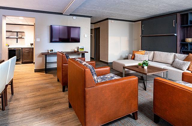 Hotel Hospitality Suite