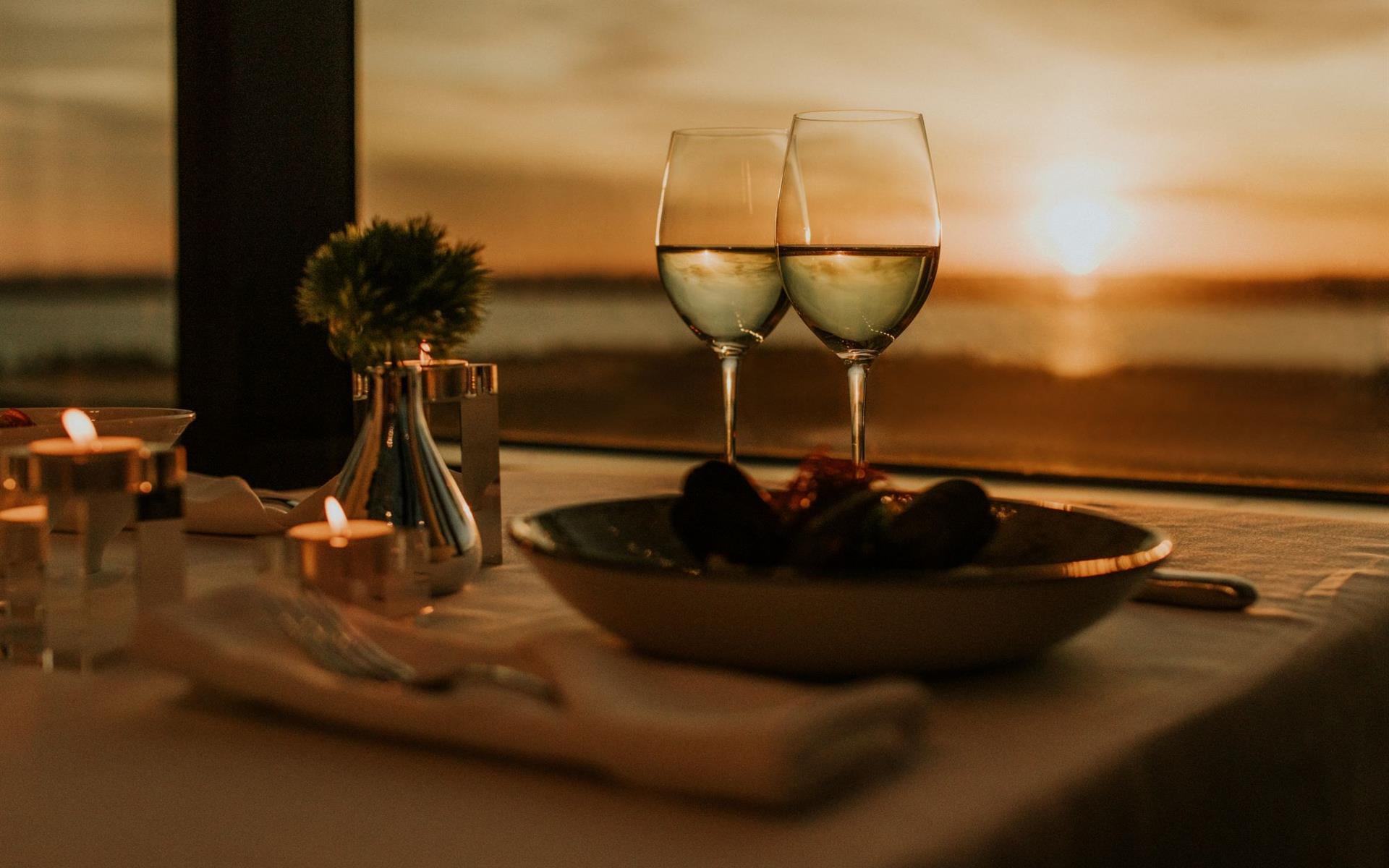 Aerie Restaurant & Lounge in Traverse City, MI | Grand Traverse Resort ...